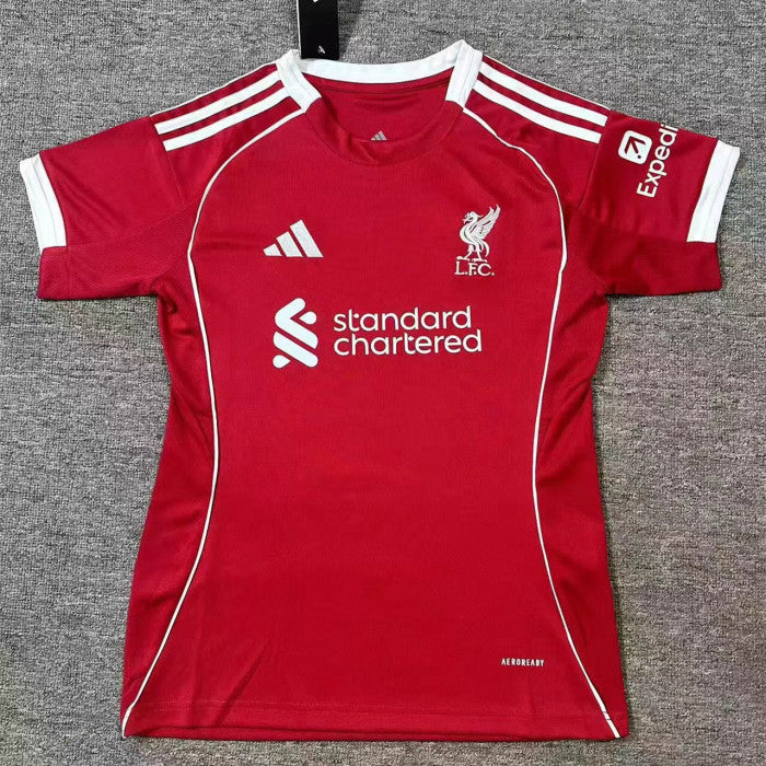 Liverpool 25/26 Home kit Women – Vkitz